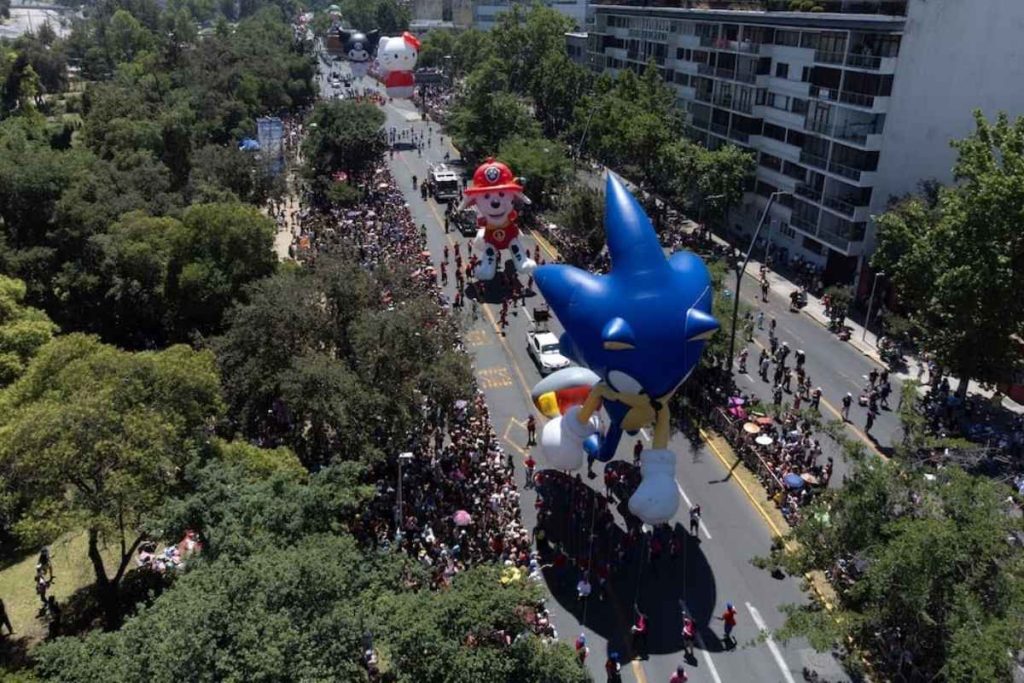 Paris Parade 2025 reúne a más de un millón de personas y 1.000 artistas ...